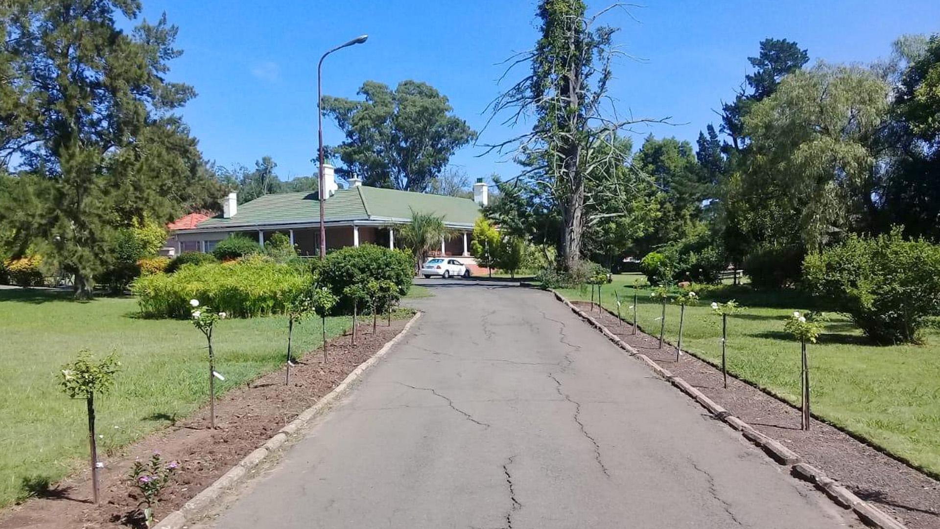 8 Bedroom Guest House for Sale For Sale in Dannhauser - Priv