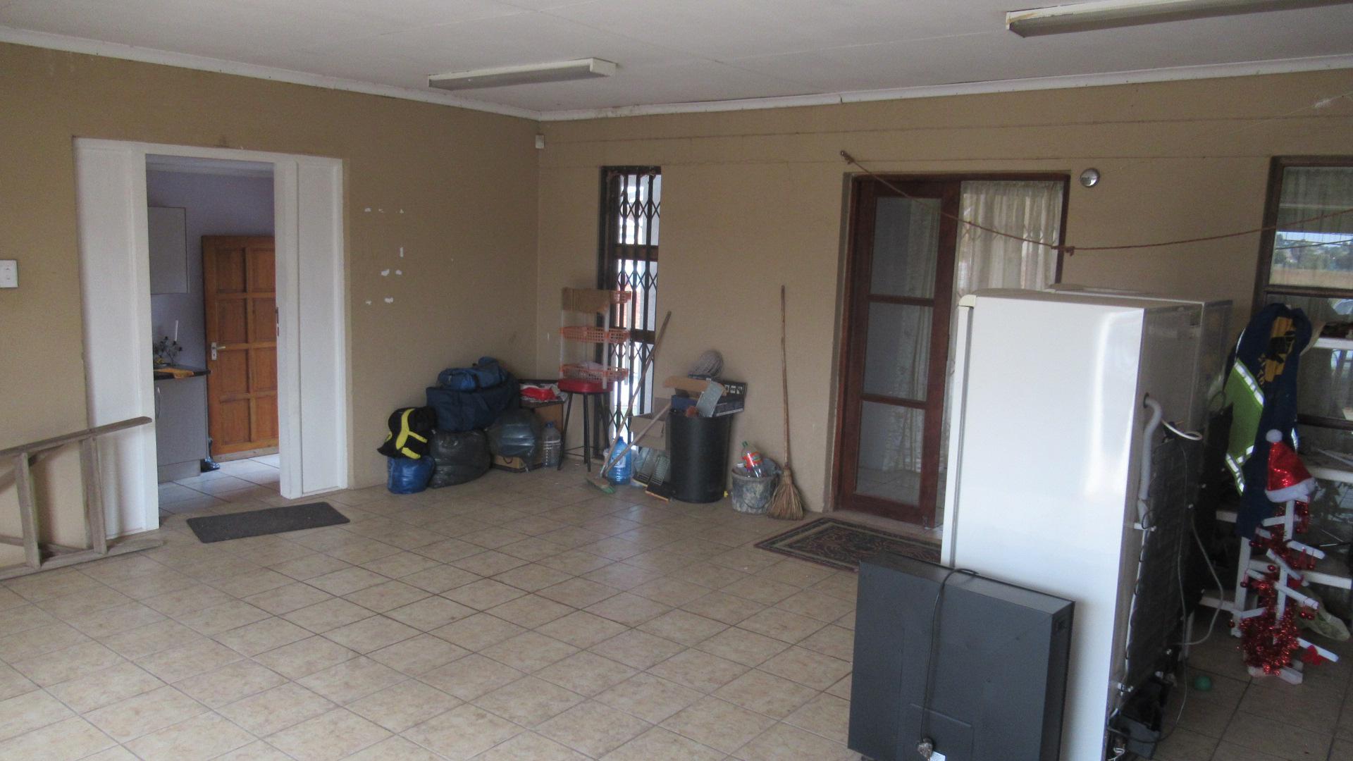 Standard Bank EasySell 5 Bedroom House for Sale in Rust Ter