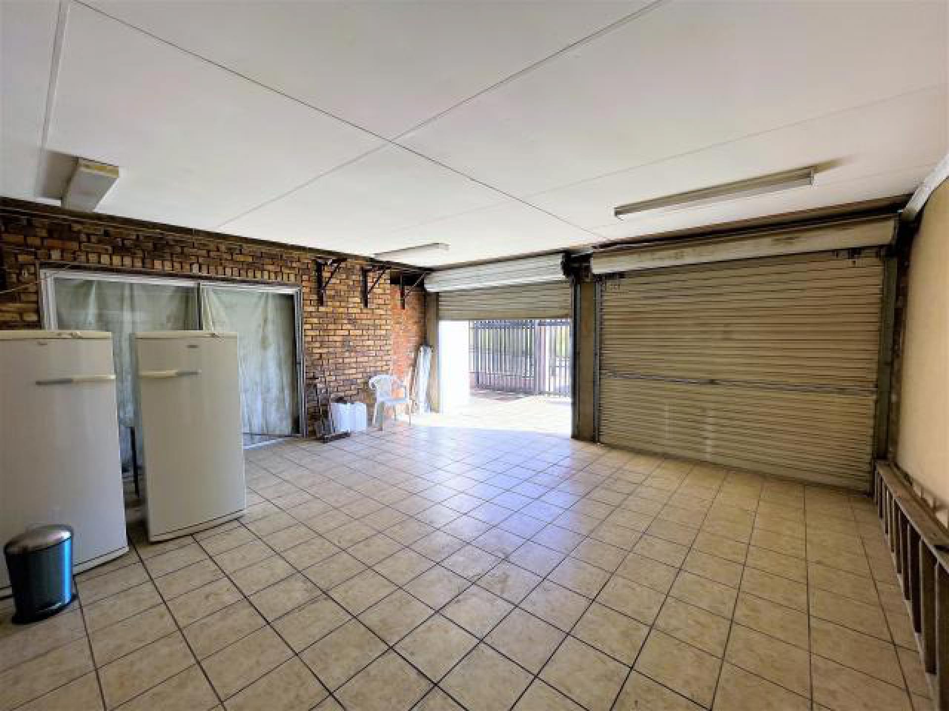 Standard Bank EasySell 5 Bedroom House for Sale in Rust Ter