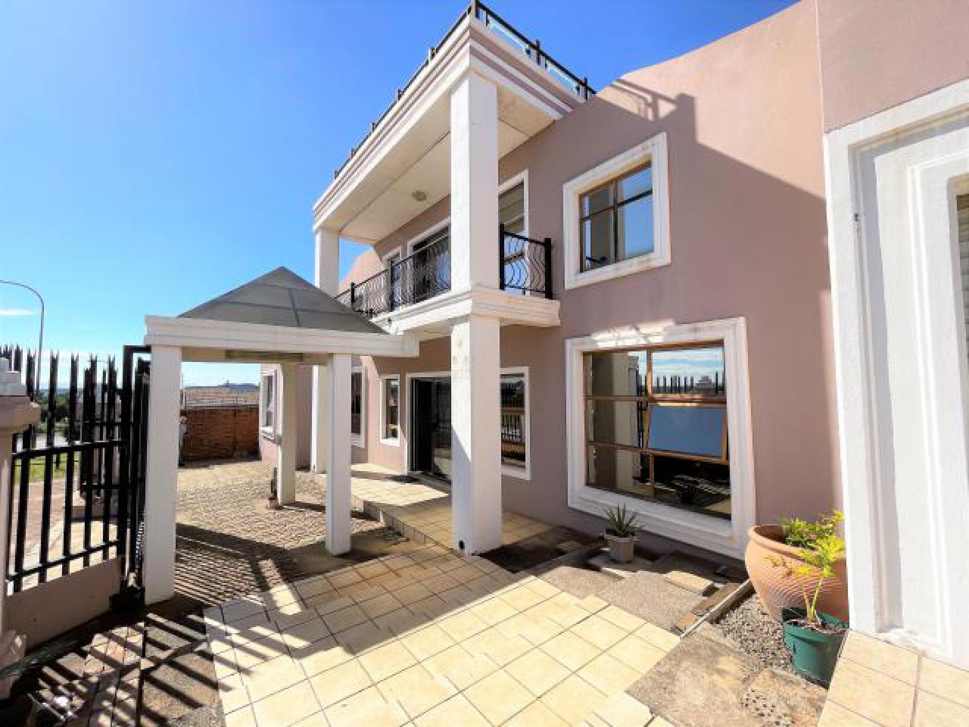 Standard Bank EasySell 5 Bedroom House for Sale in Rust Ter