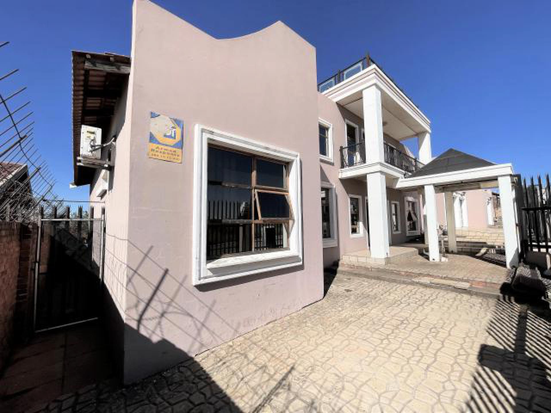 Standard Bank EasySell 5 Bedroom House for Sale in Rust Ter