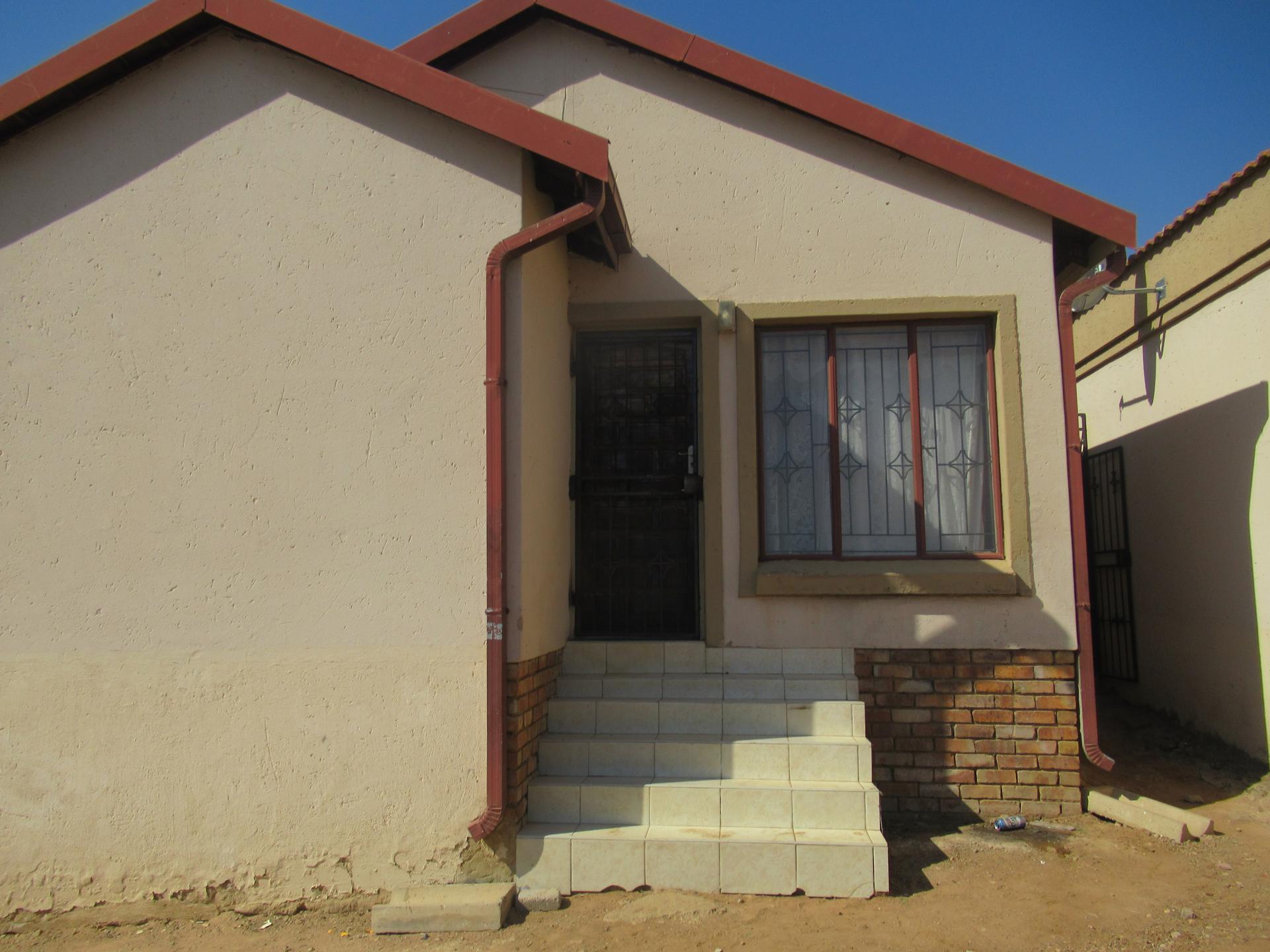 7 Bedroom House for Sale For Sale in Mabopane - MR400774 - M