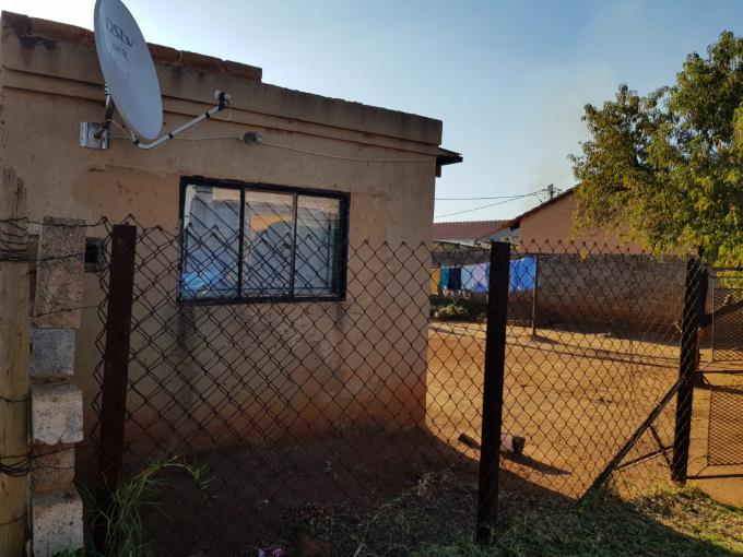 2 Bedroom House for Sale For Sale in Orange farm - MR461535