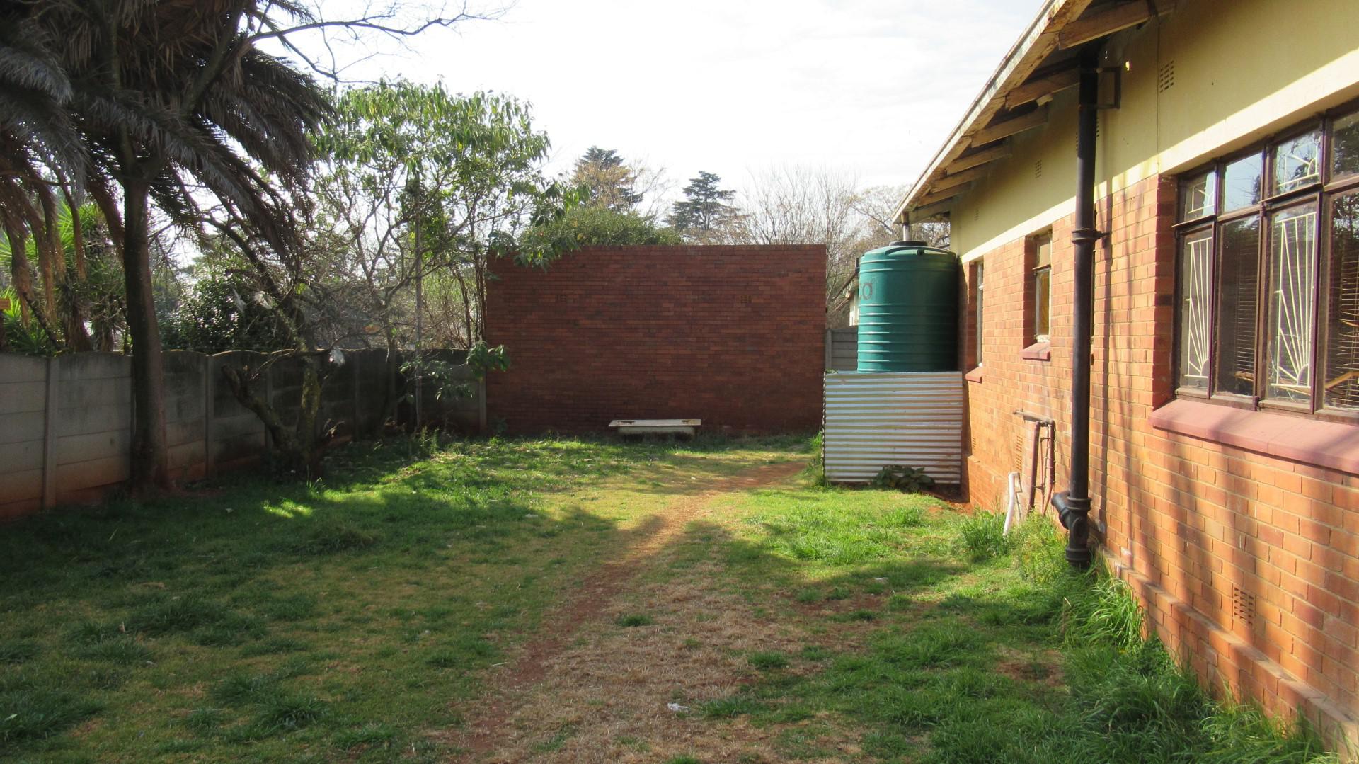 3 Bedroom House for Sale For Sale in Daggafontein - Home Sel