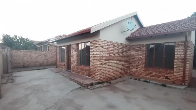 Houses For Sale in Geelhoutpark - MyRoof.co.za