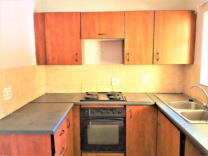 1 Bedroom Apartment for Sale For Sale in Clubview - MR505966