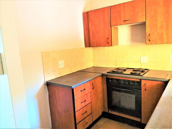 1 Bedroom Apartment for Sale For Sale in Clubview - MR505966