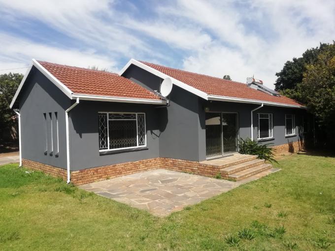 3 Bedroom House for Sale For Sale in Birch Acres - MR506776