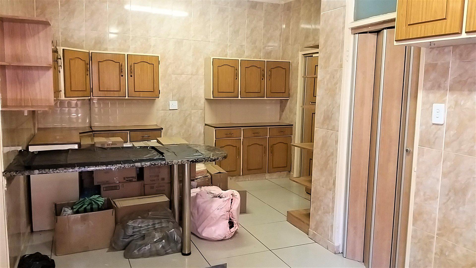 6 Bedroom House for Sale For Sale in Laudium - MR516624 - My