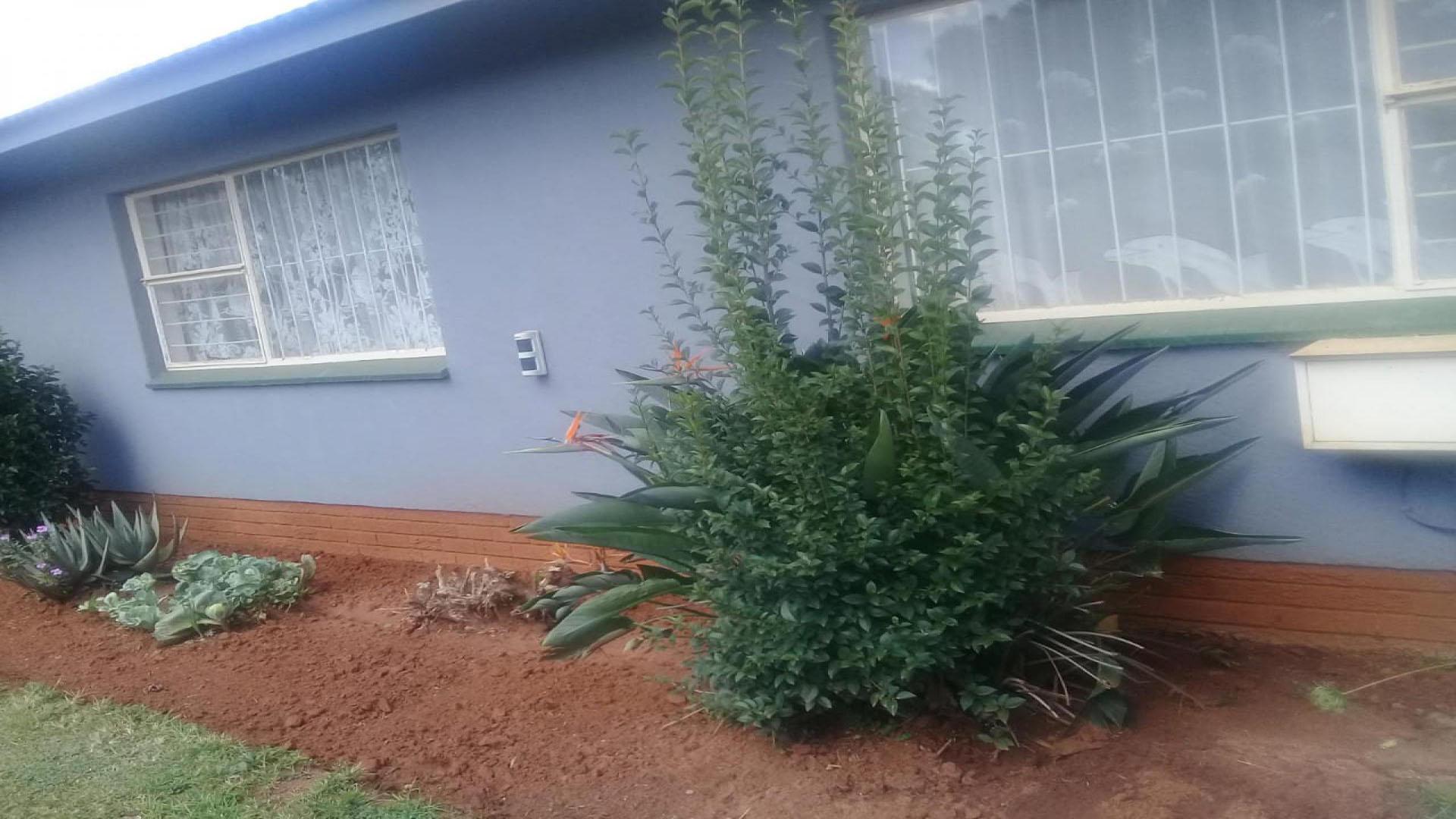 3 Bedroom House for Sale For Sale in Birchleigh - Private Sa