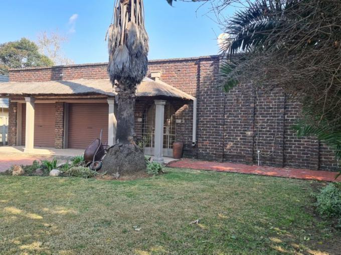 4 Bedroom House for Sale For Sale in Randhart - MR525457 - M