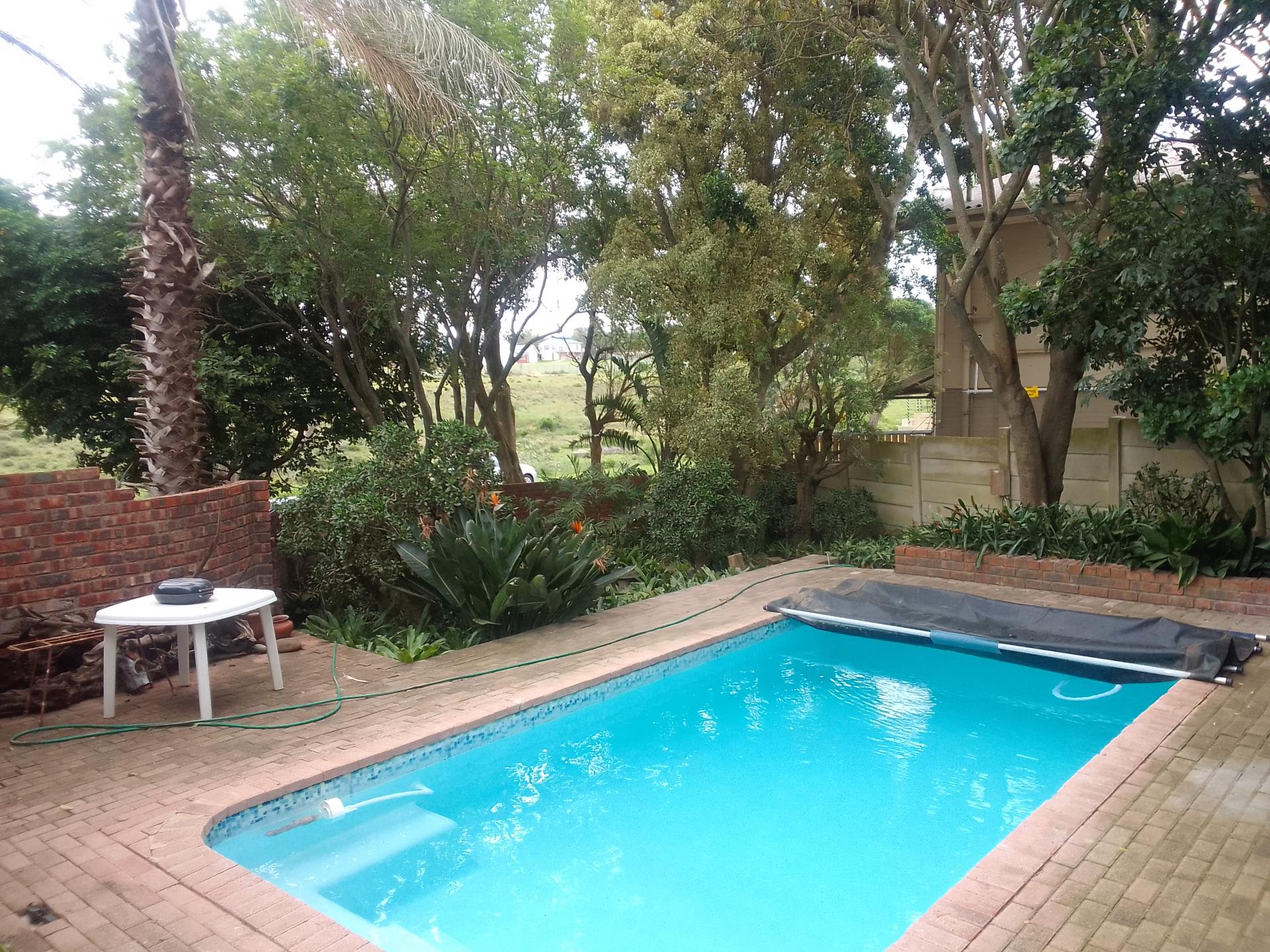 3 Bedroom House for Sale For Sale in Humansdorp - MR536246