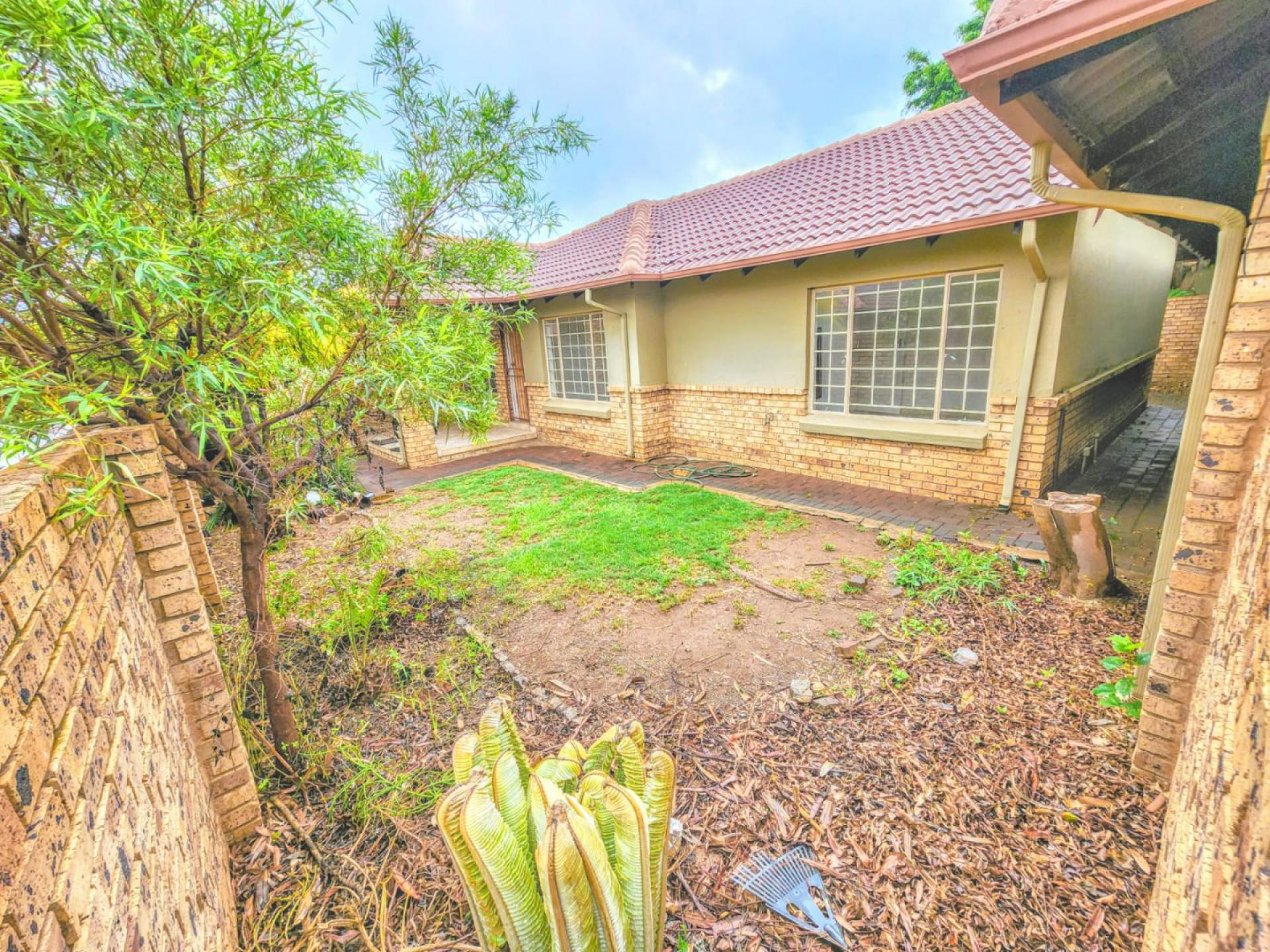 3 Bedroom Sectional Title for Sale For Sale in Sinoville - M