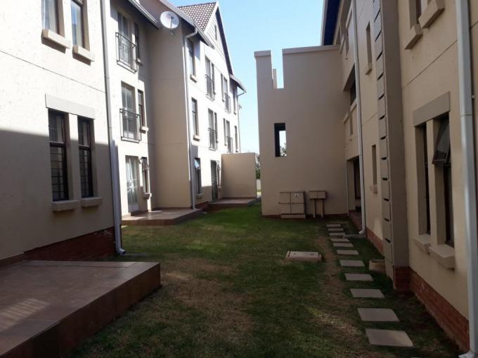 1 Bedroom House for Sale For Sale in Kosmosdal - MR546165