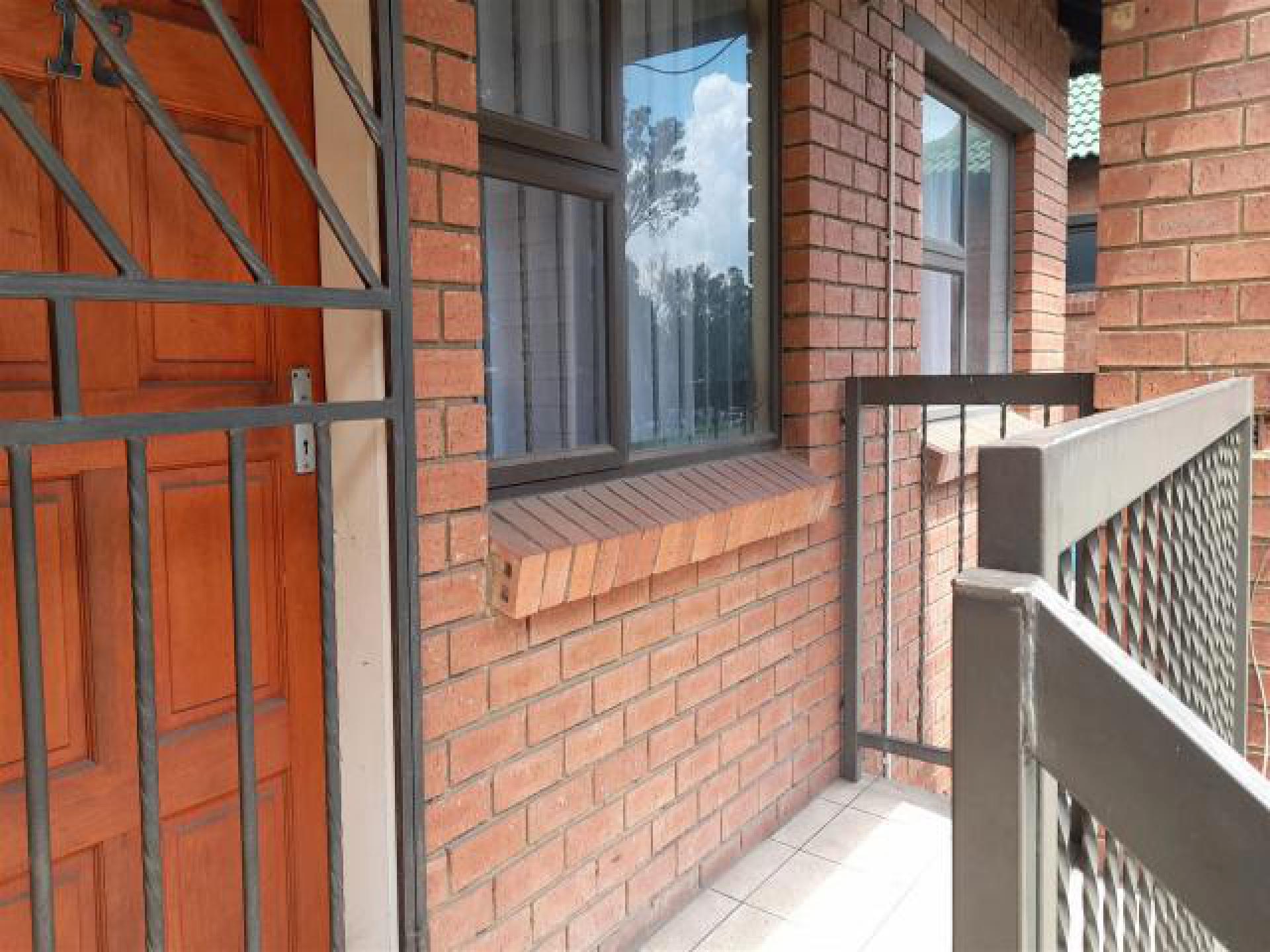 Standard Bank EasySell 2 Bedroom House for Sale in Brakpan