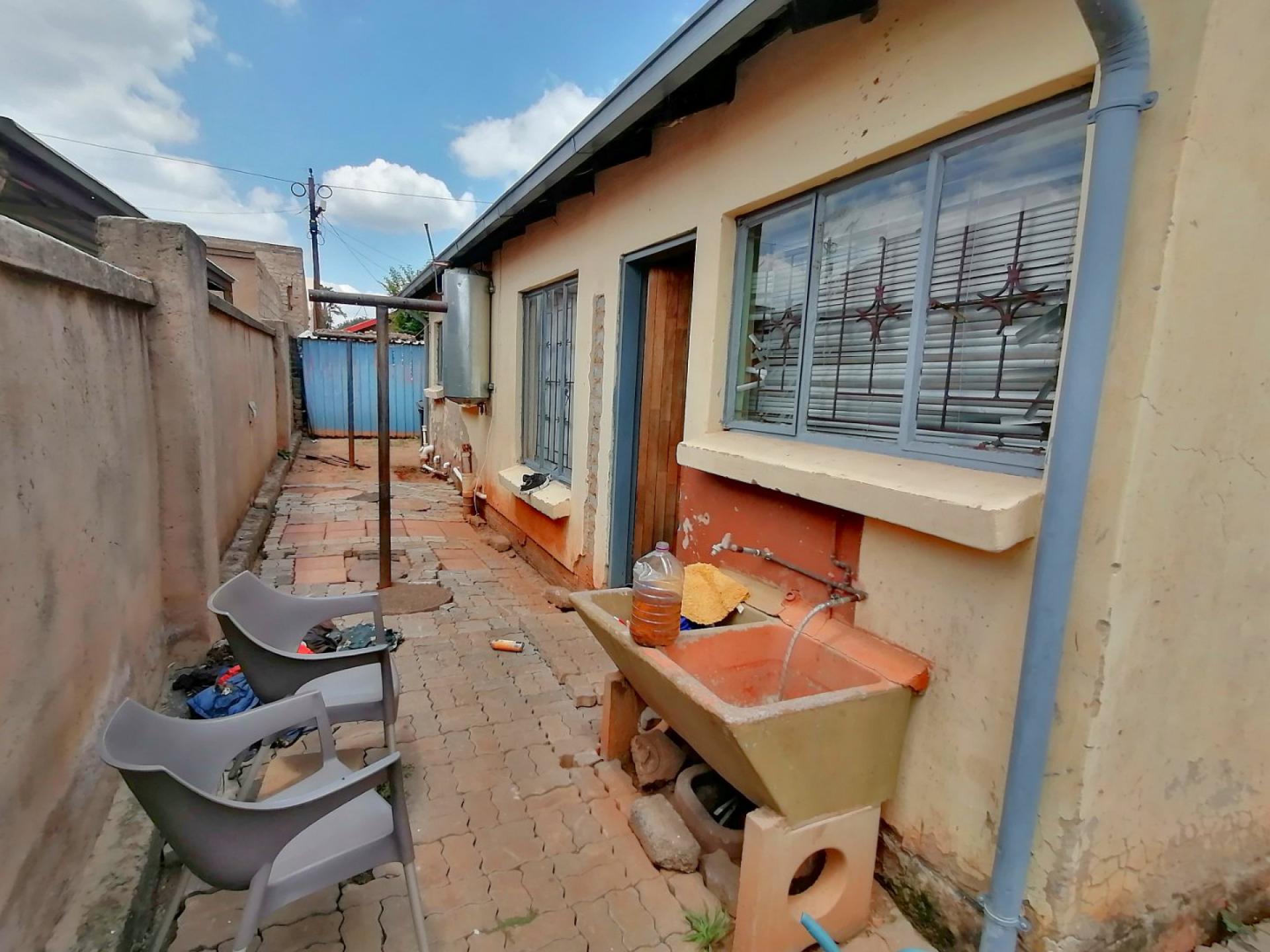 3 Bedroom House for Sale For Sale in Nellmapius - MR561804