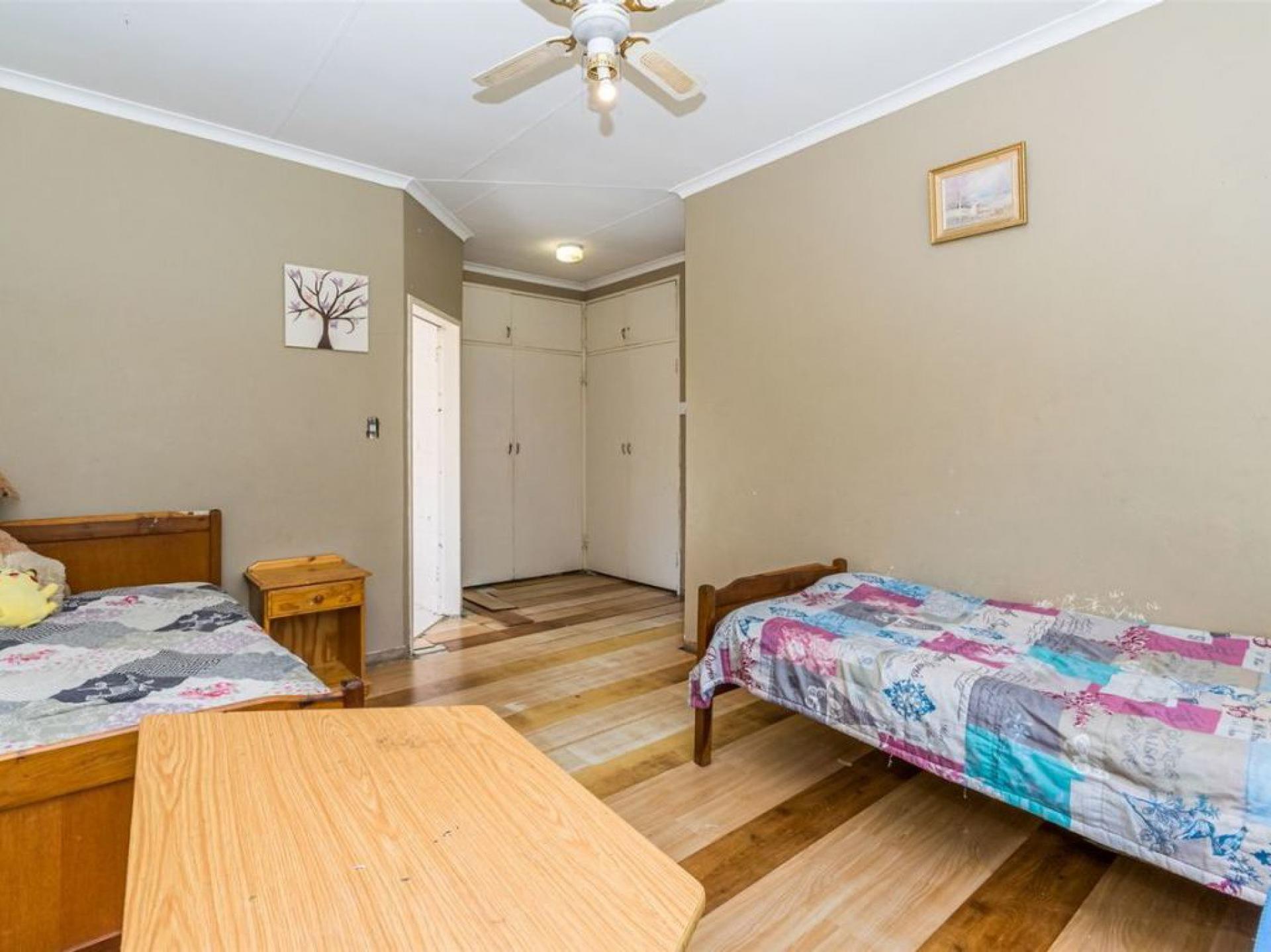 4 Bedroom House for Sale For Sale in Pierre van Ryneveld - M