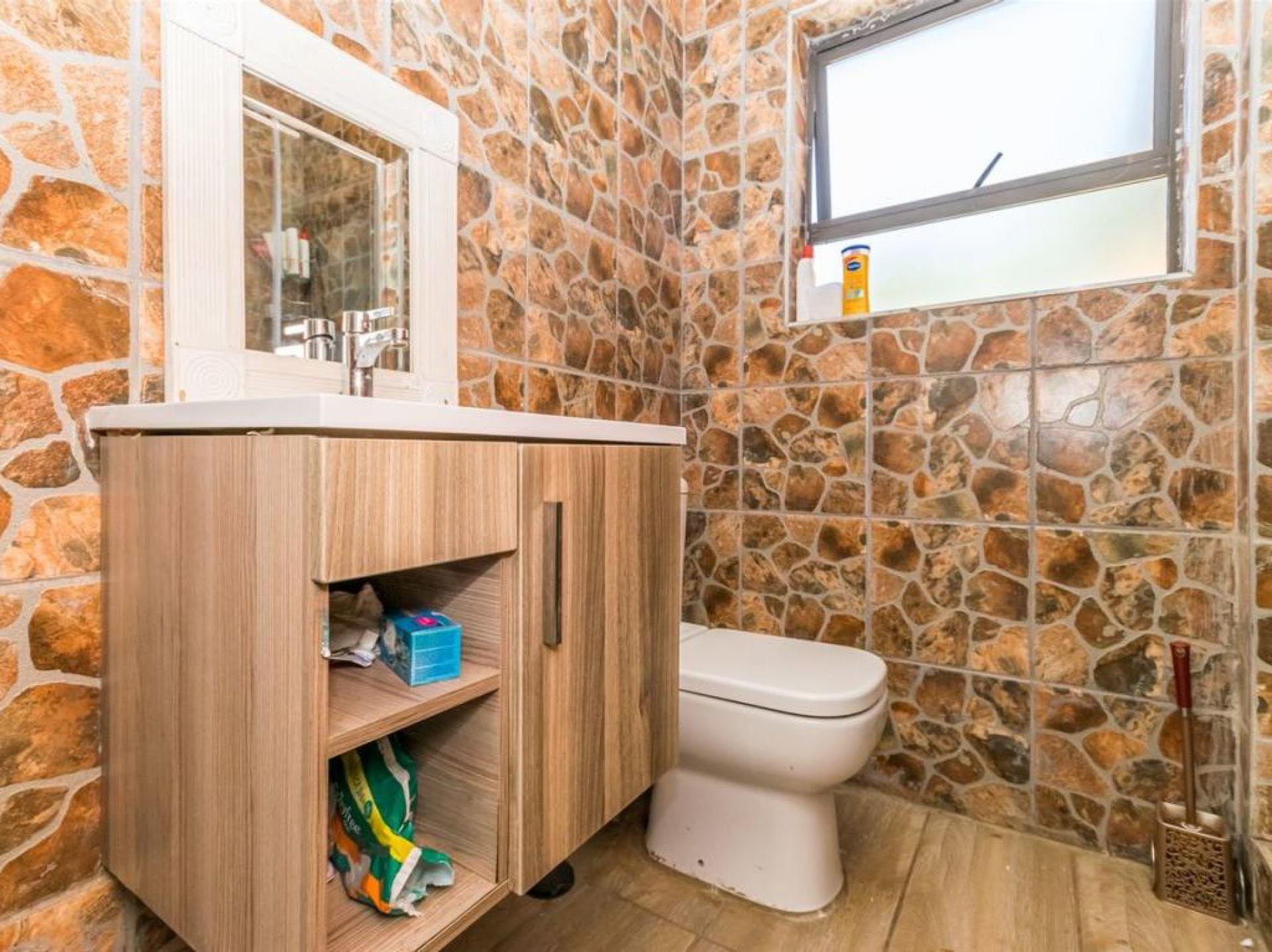 4 Bedroom House for Sale For Sale in Pierre van Ryneveld - M