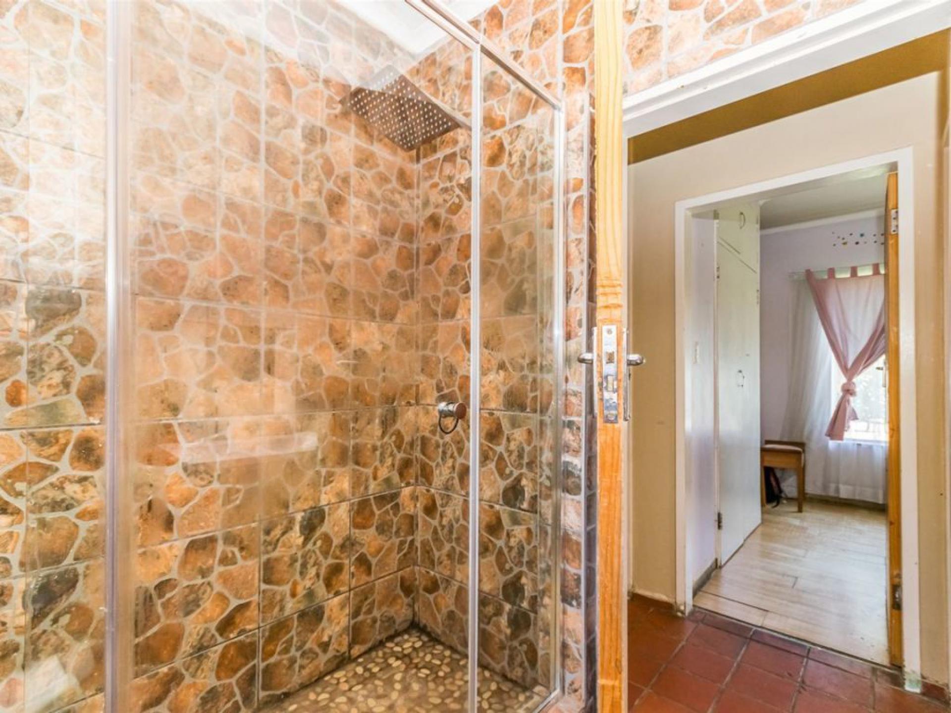 4 Bedroom House for Sale For Sale in Pierre van Ryneveld - M