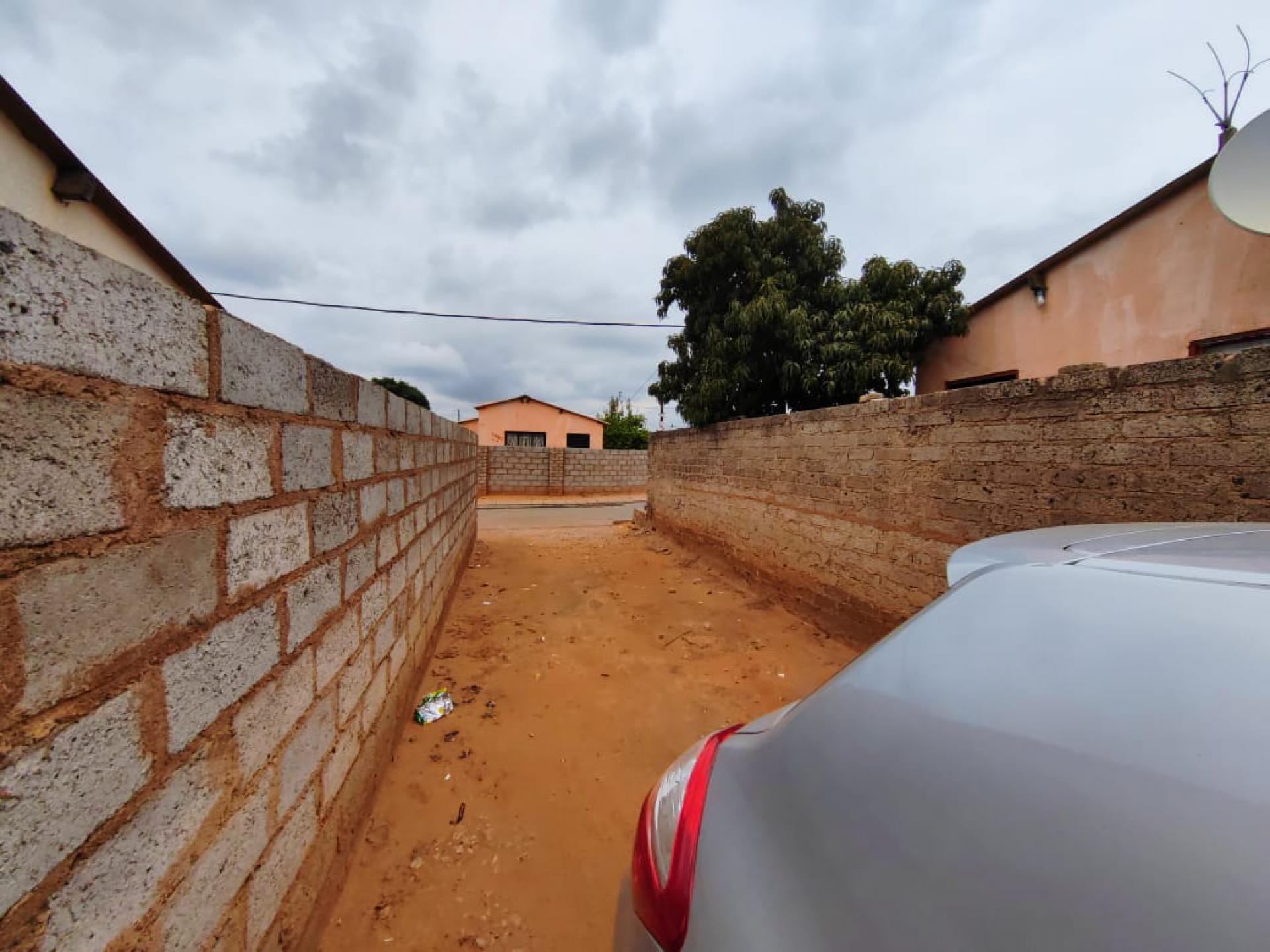 4 Bedroom House for Sale For Sale in Kaalfontein - MR564615