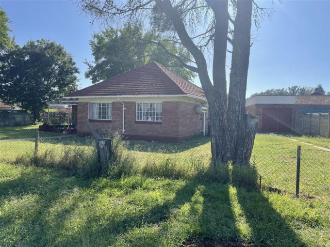 3 Bedroom House for Sale For Sale in Vierfontein - MR566009