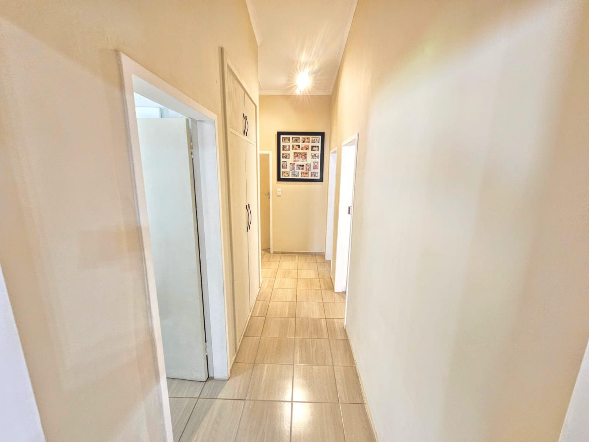 4 Bedroom House for Sale For Sale in Sinoville - MR566544