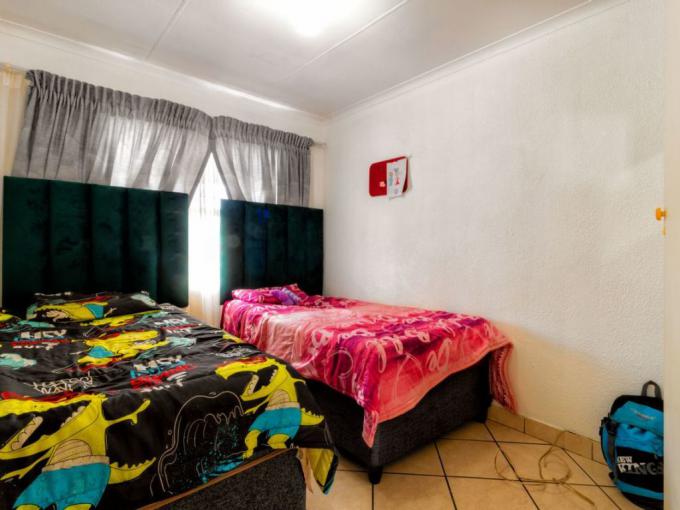 2 Bedroom Apartment for Sale For Sale in Florida - MR569231