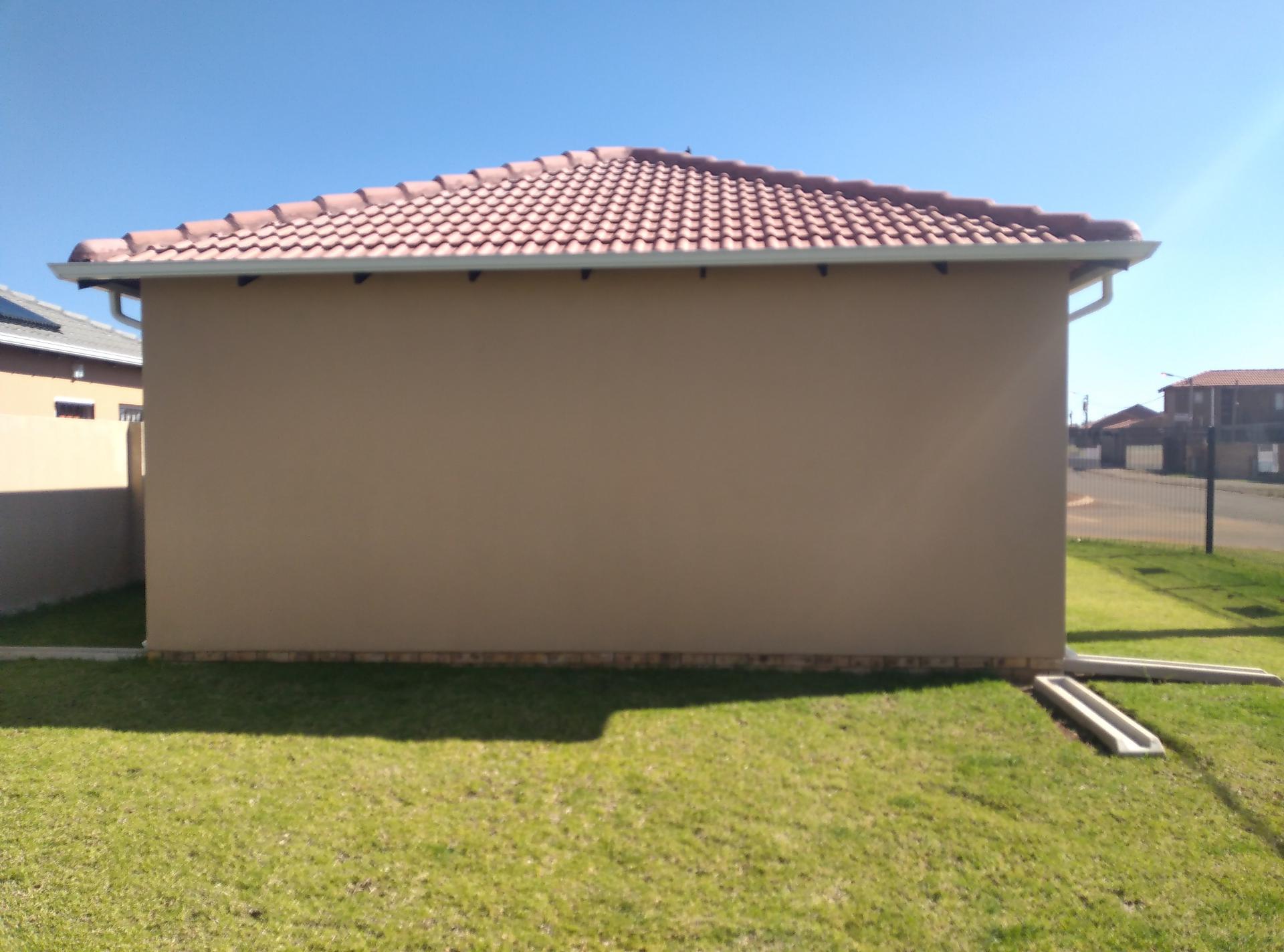 2 Bedroom House for Sale For Sale in Naturena - MR572683 - M