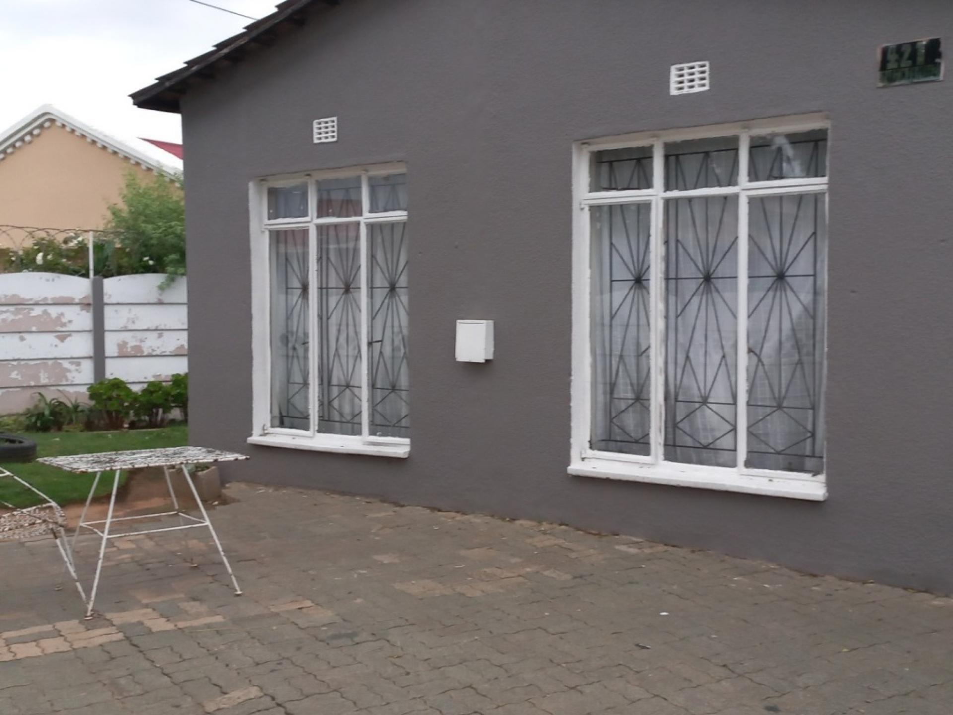 3 Bedroom House for Sale For Sale in Reiger Park - MR576543
