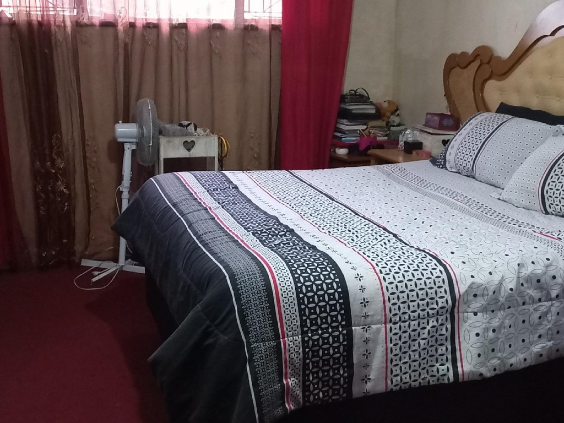 3 Bedroom House for Sale For Sale in Reiger Park - MR576543