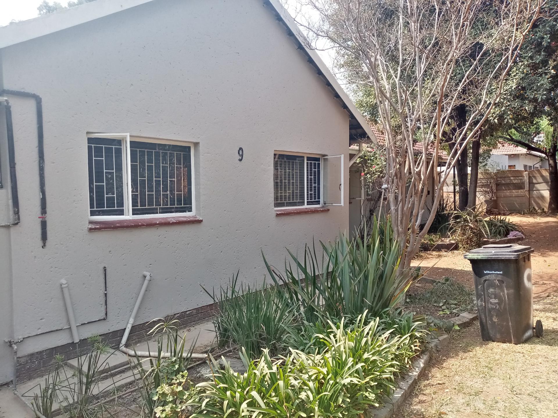 4 Bedroom House for Sale For Sale in Alberton - MR581944 - M