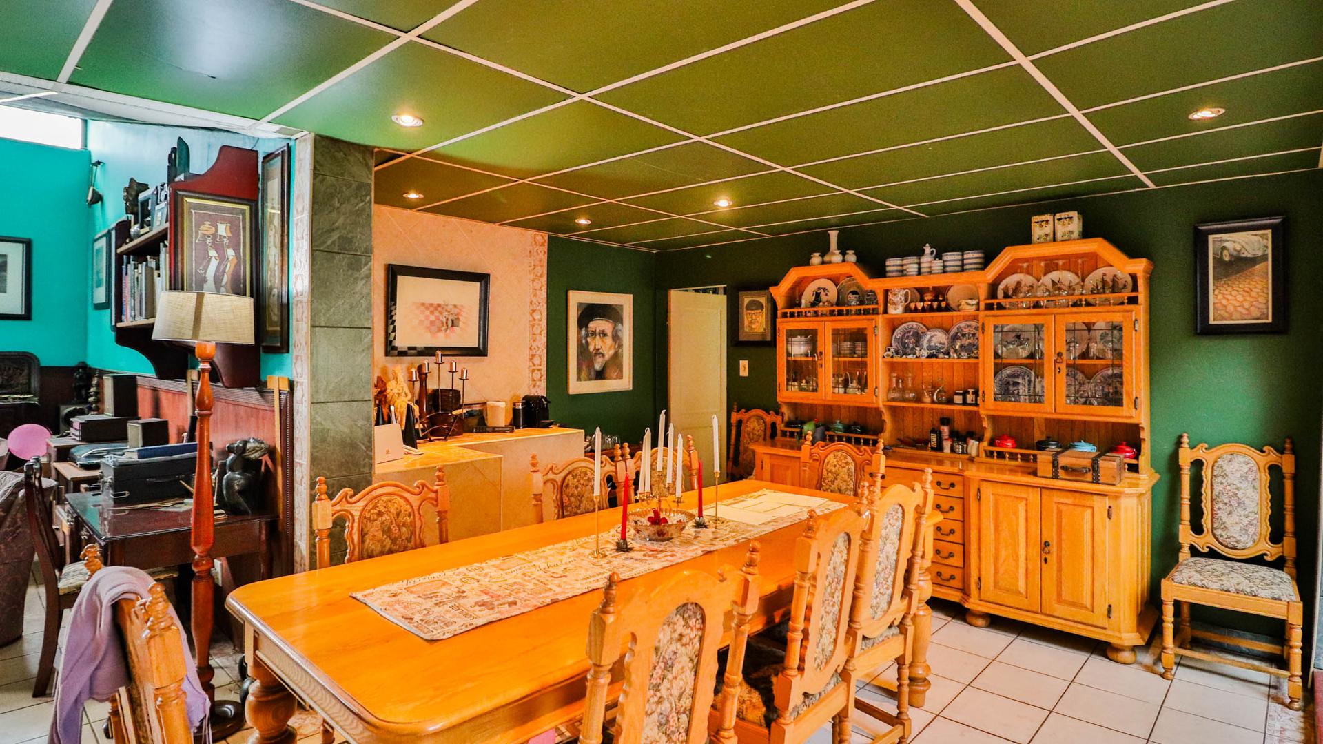 4 Bedroom House For Sale For Sale In Pretoria North MR5825 4-bedroom-house-for-sale-for-sale-in-pretoria-north-mr5825