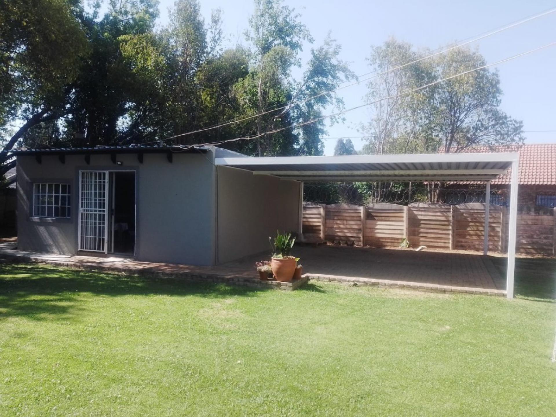 3 Bedroom House for Sale For Sale in Kibler Park - MR584858