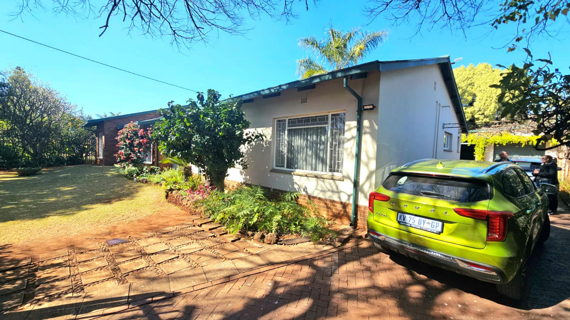 5 Bedroom House for Sale For Sale in Sinoville - MR587048