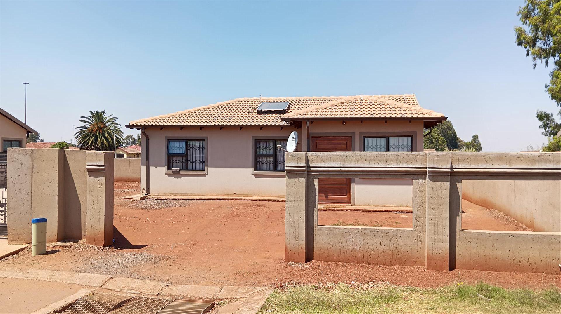 SA Home Loans Sell Assist 3 Bedroom House for Sale in Vosloo