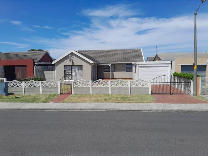 Houses For Sale in Mitchells Plain - MyRoof.co.za