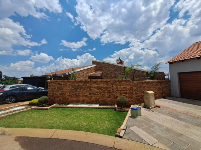 Houses For Sale in Spruitview - MyRoof.co.za