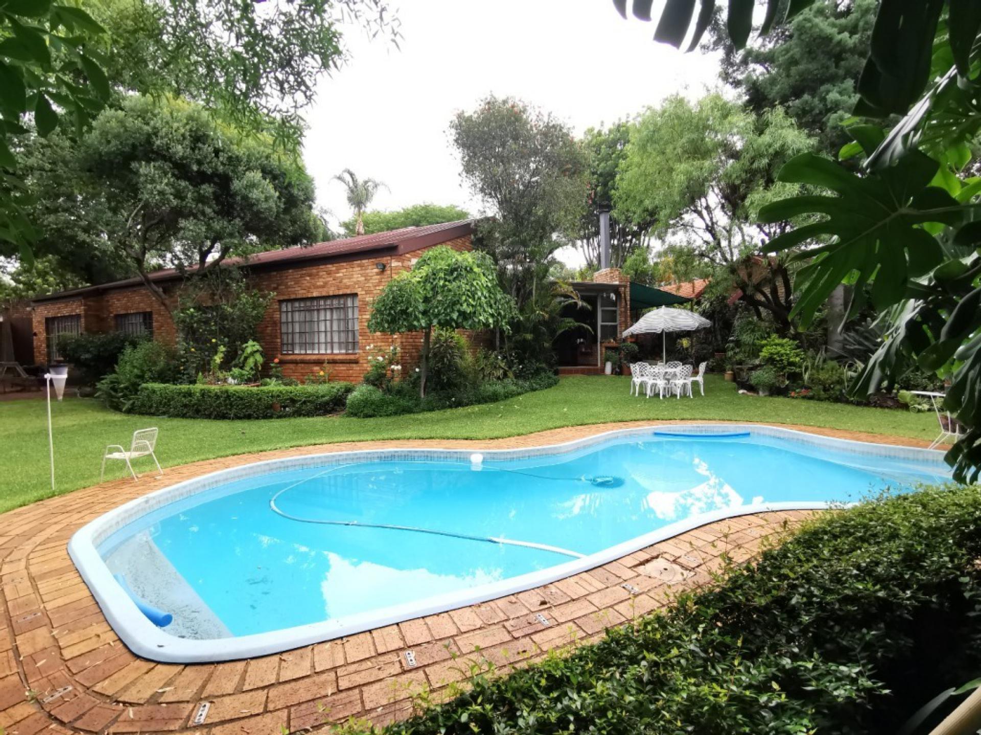 5 Bedroom House for Sale For Sale in Amandasig - MR609407