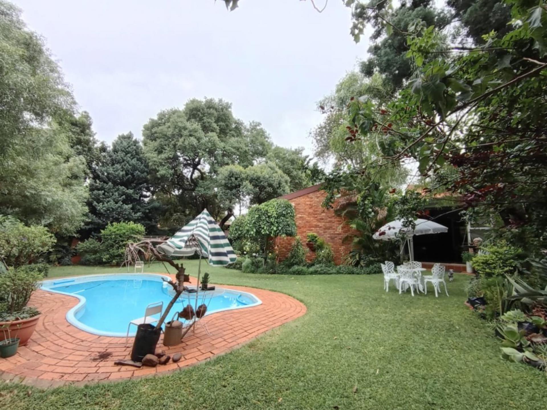 5 Bedroom House for Sale For Sale in Amandasig - MR609407