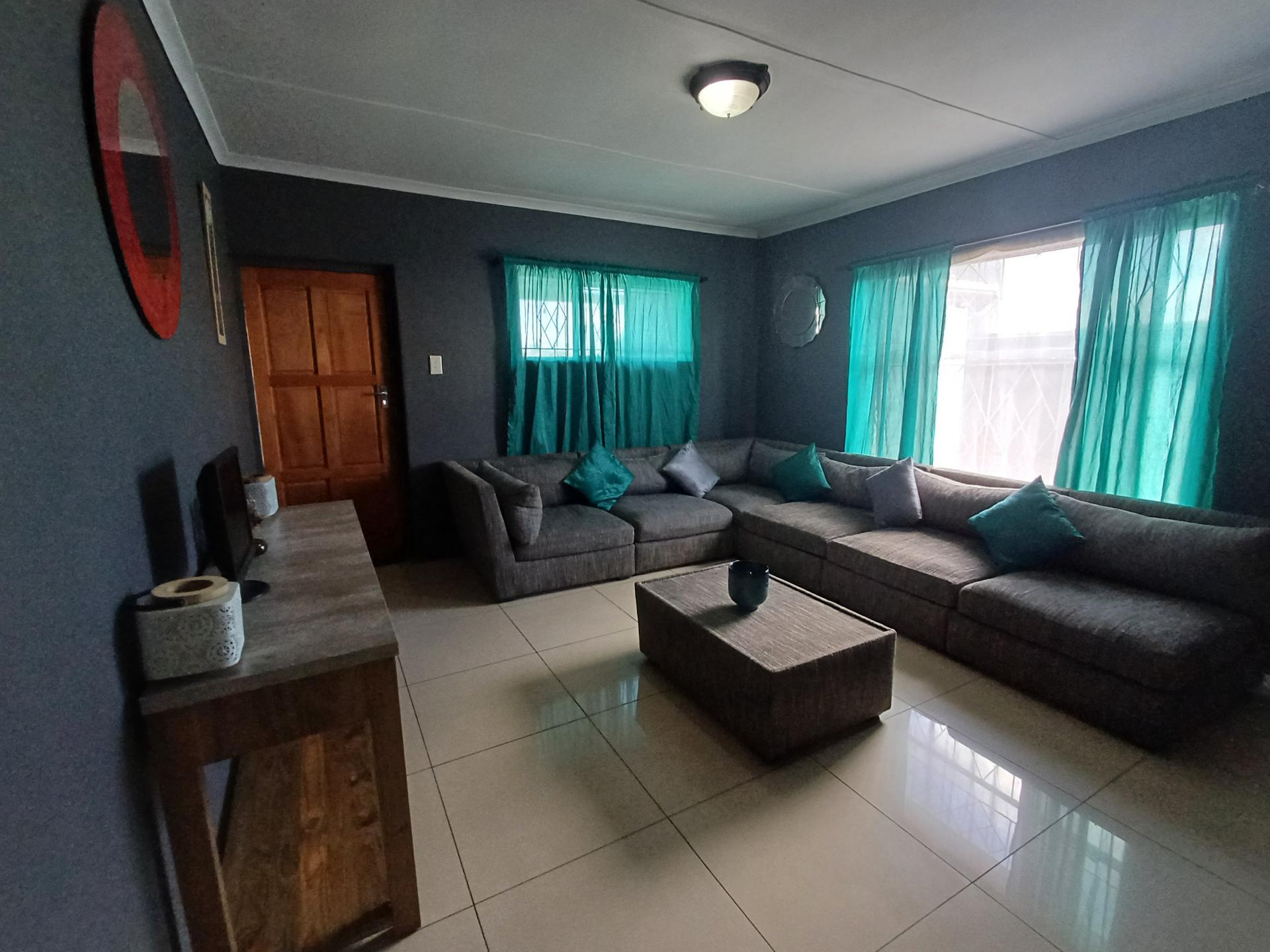 3 Bedroom House for Sale For Sale in Bosmont - MR613677 - My