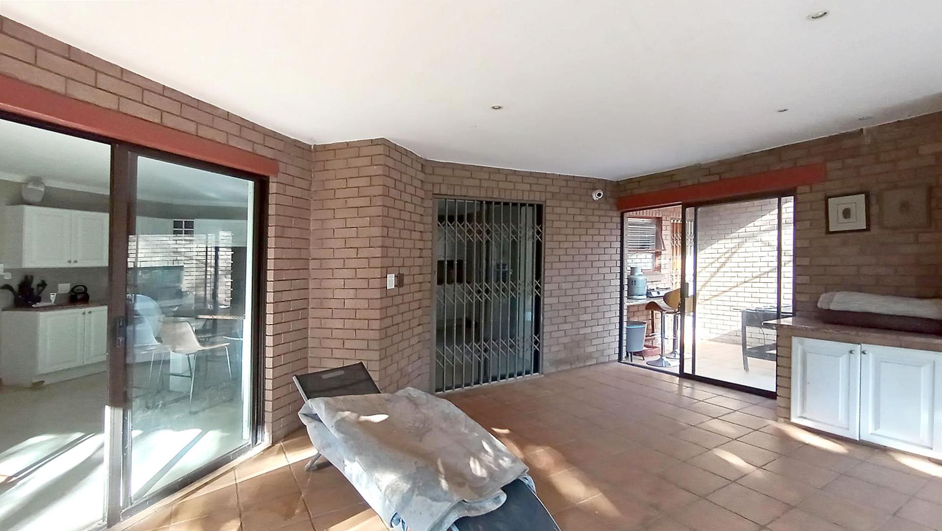 Standard Bank EasySell 4 Bedroom House for Sale in Eldoraign