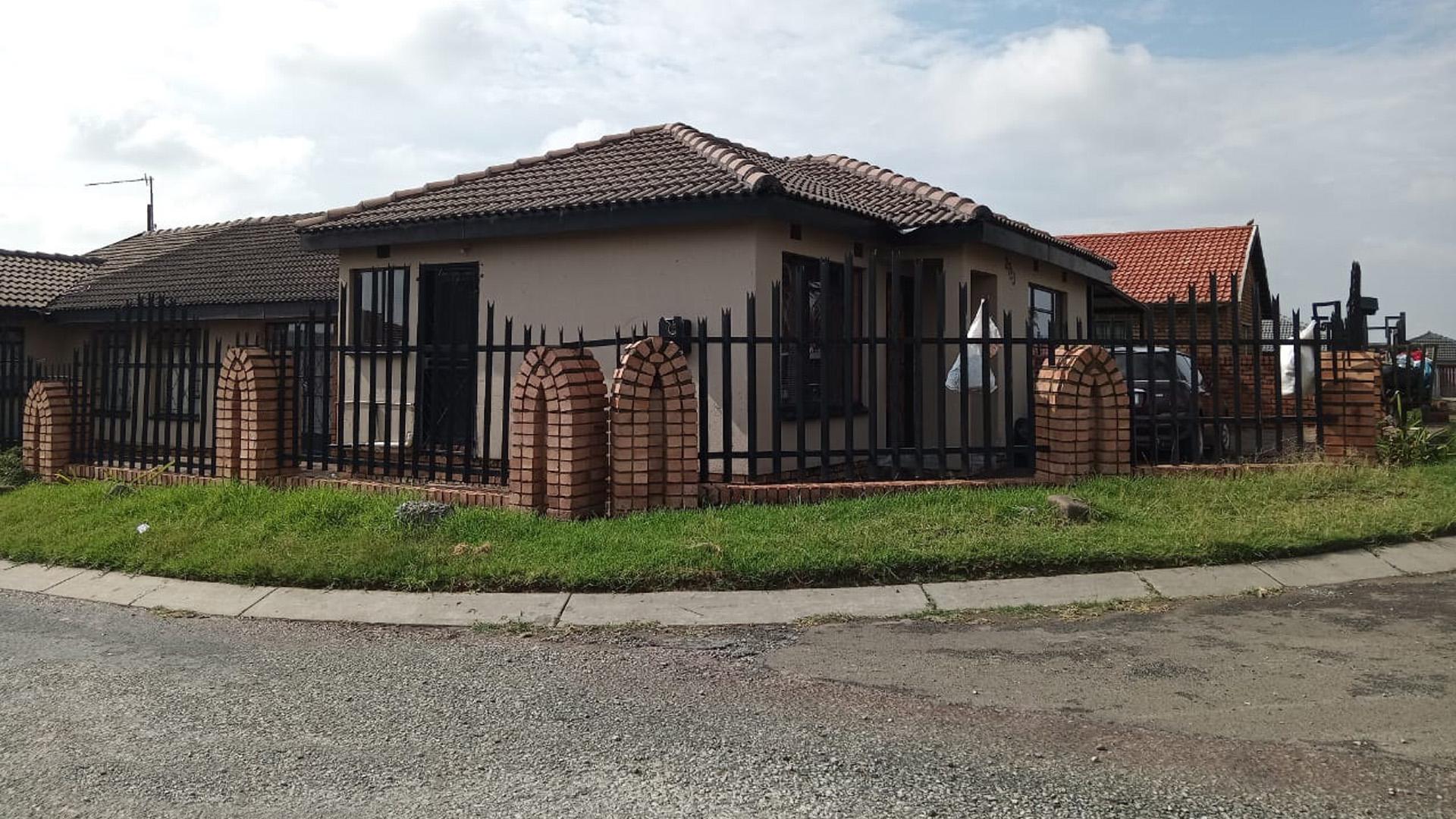 SA Home Loans Sell Assist 4 Bedroom House for Sale in Embale