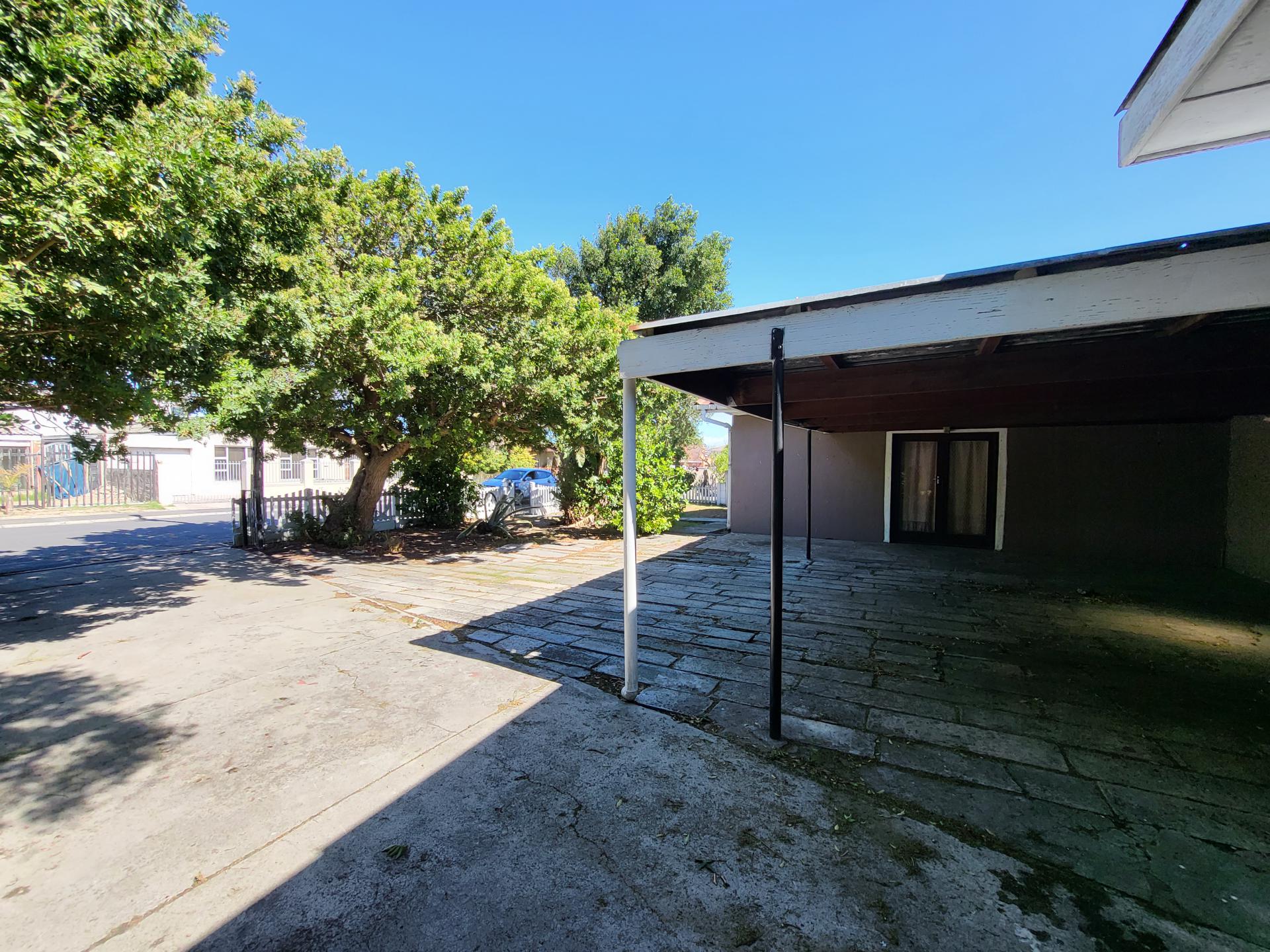 4 Bedroom House for Sale For Sale in Ravensmead - MR627091
