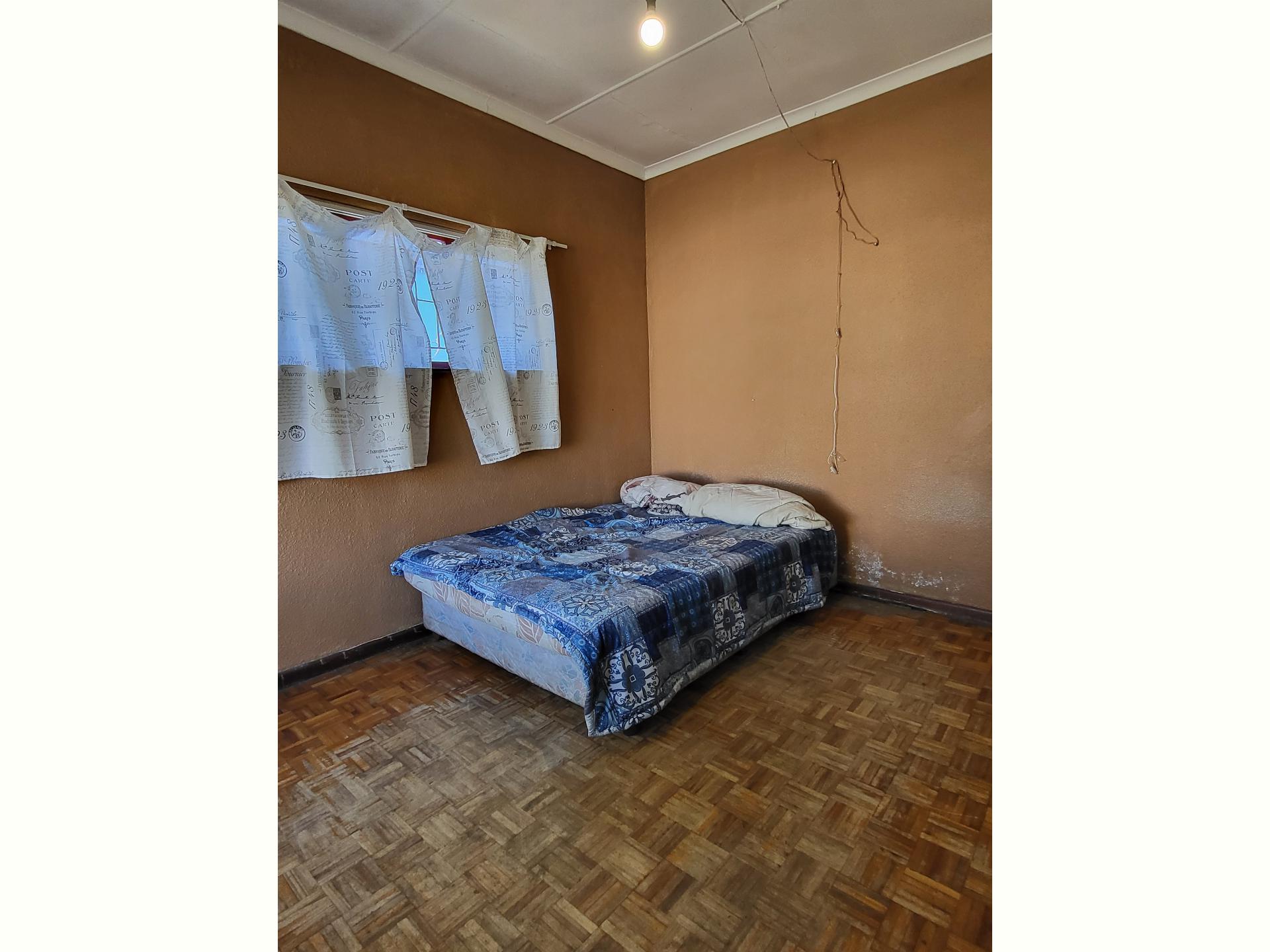 4 Bedroom House for Sale For Sale in Ravensmead - MR627091