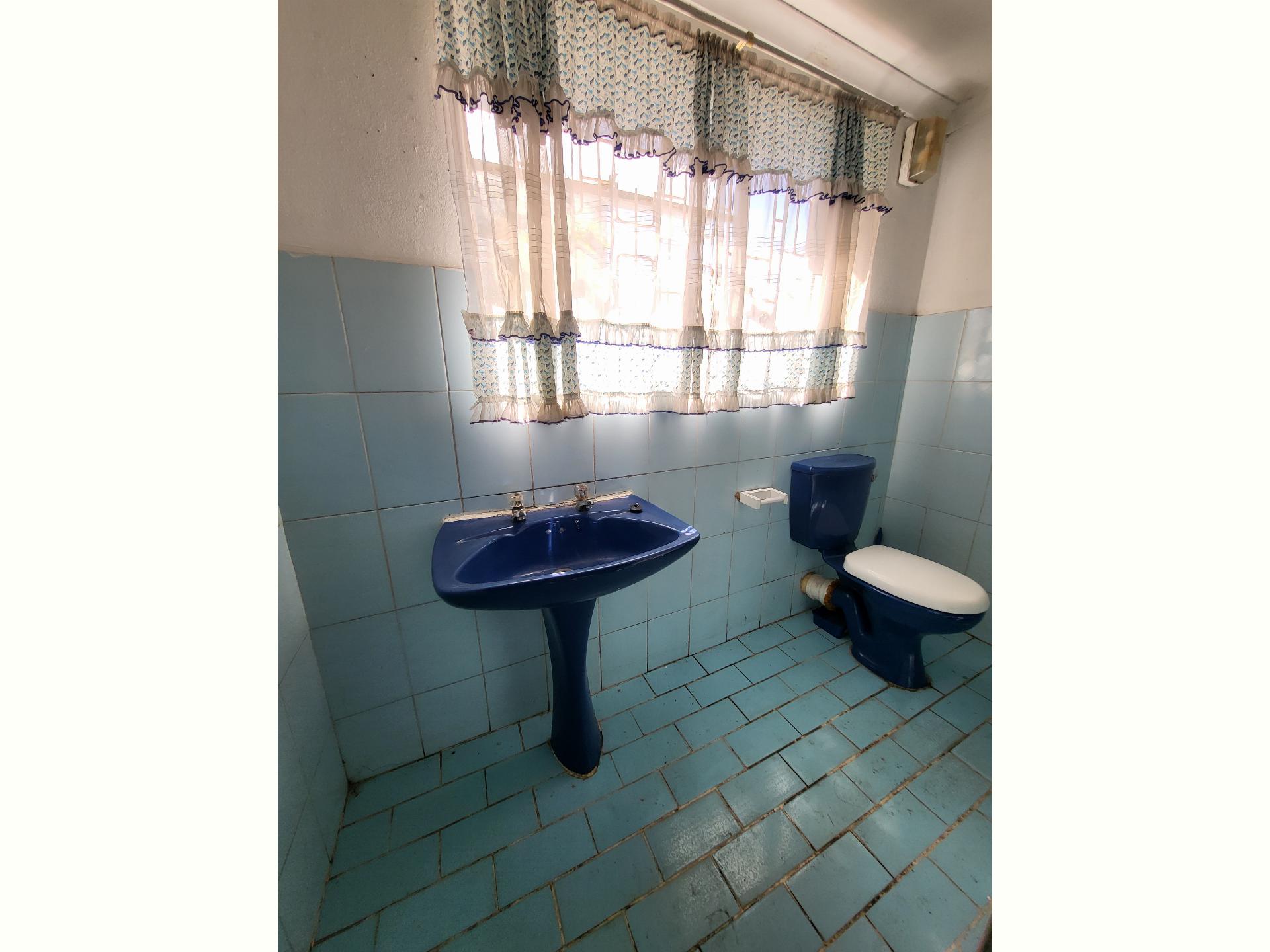 4 Bedroom House for Sale For Sale in Ravensmead - MR627091