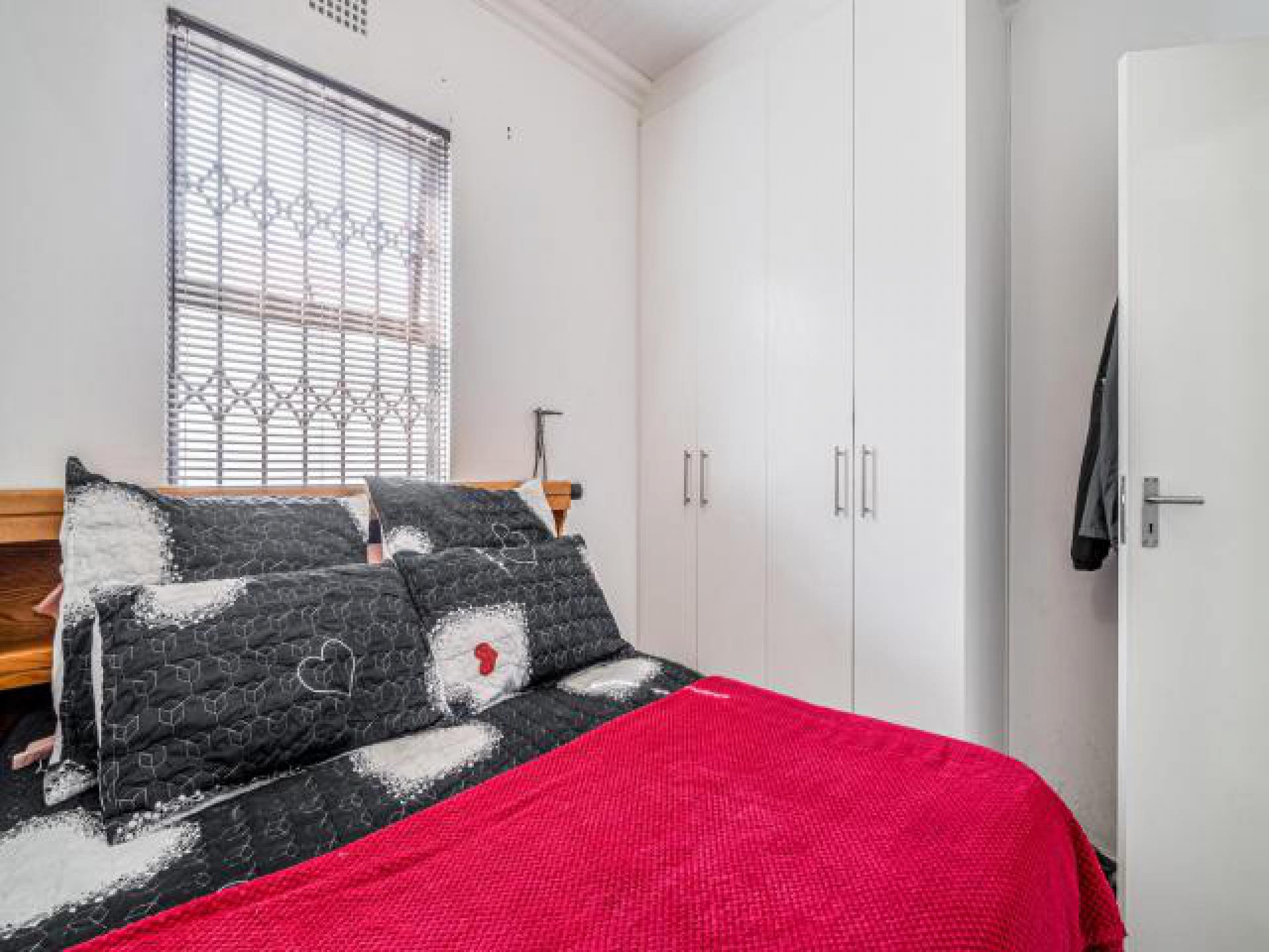 Standard Bank EasySell 2 Bedroom House for Sale in Schaapkra