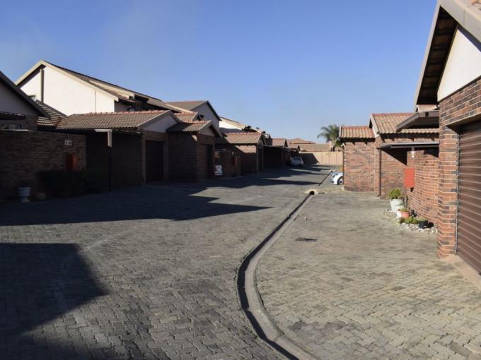 Houses For Sale in Jansen Park - MyRoof.co.za