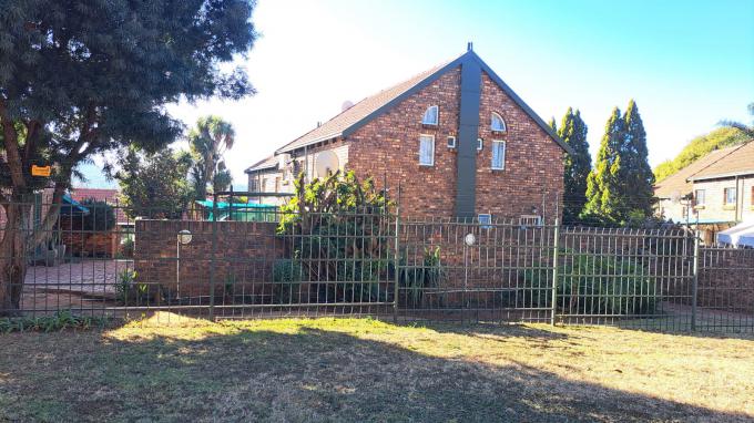 Property For Sale in Garsfontein - MyRoof.co.za