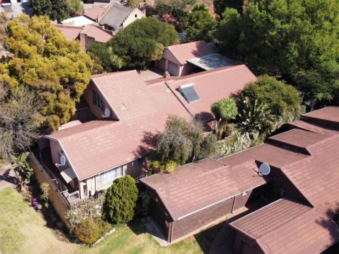 4 Bedroom House for Sale For Sale in Randhart - MR650178 - M