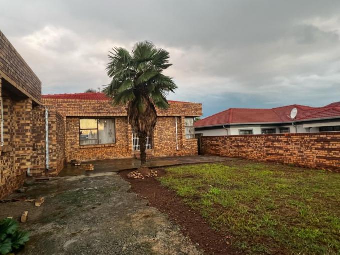 Houses For Sale in Spruitview - MyRoof.co.za